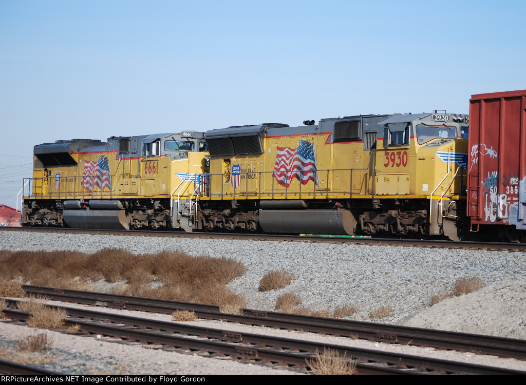 UP 8661 & UP 3930 are DPU on east bound UP freight